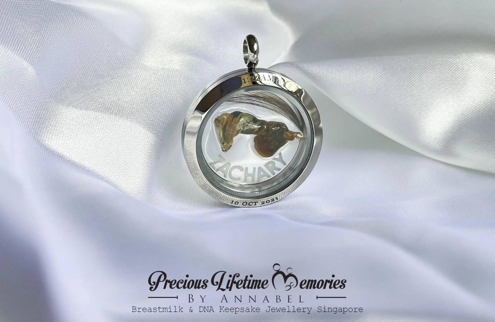 Triple Inclusion Mini Initial Glass Locket – Precious Lifetime Memories